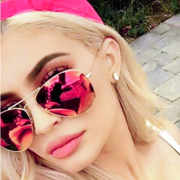 TheEdgeOfNik | Accessories | Mirrored Pink To Yellow Shift Classic ...